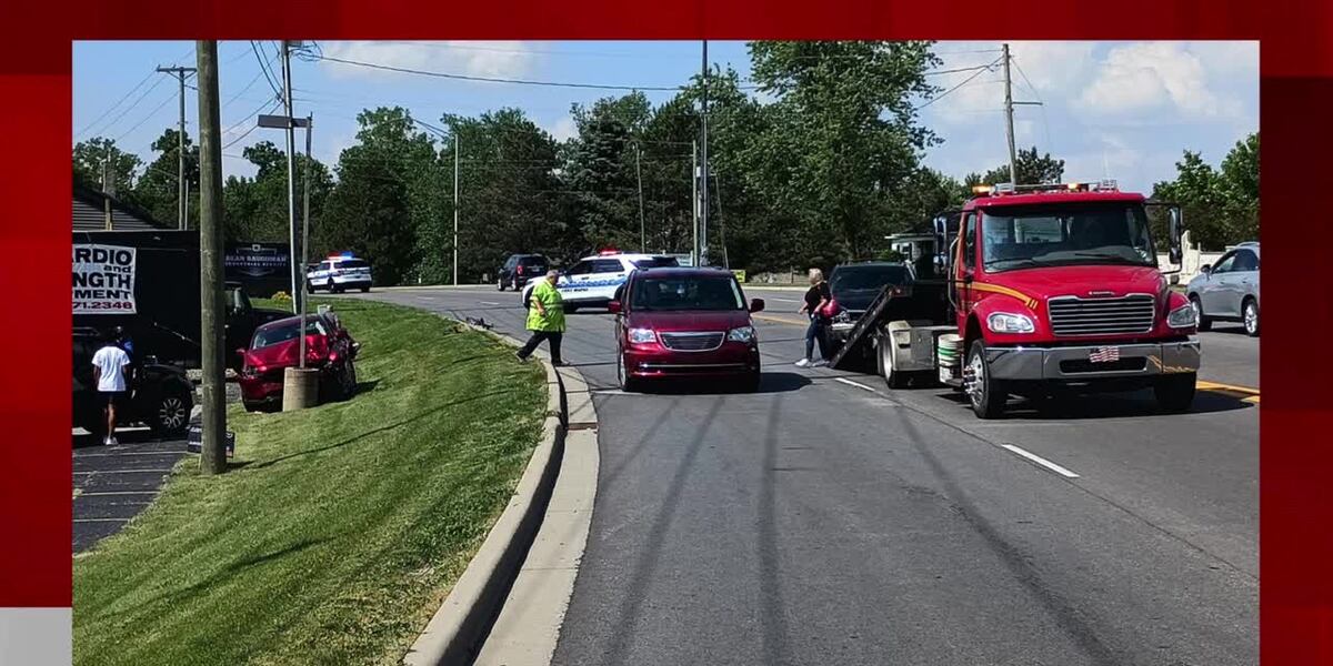 5-car crash leads to lane closure on Coldwater Road 5-car crash leads to lane closure on Coldwater Road